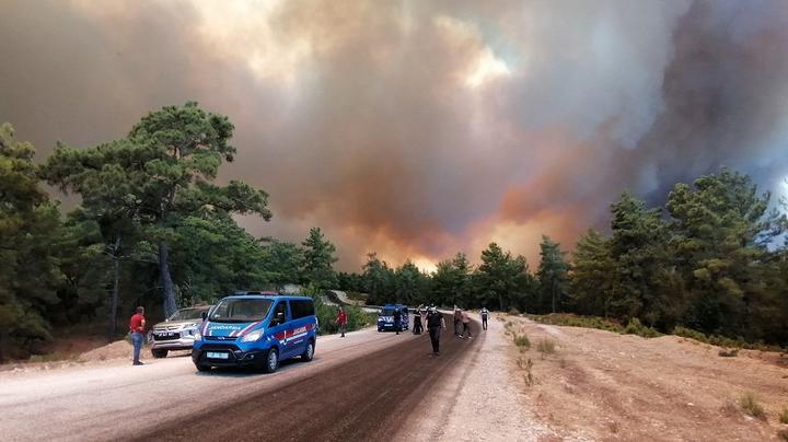 Deadly European wildfires chime with experts' warnings | New Zealand ...